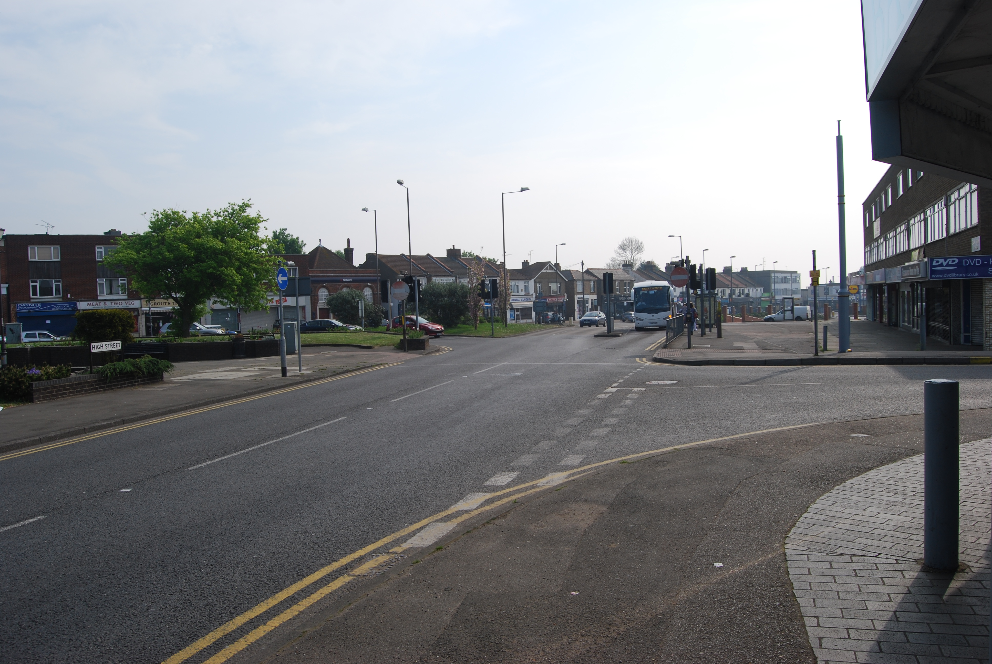 Hadleigh, High Street and around | Modern Hadleigh and Thundersley ...