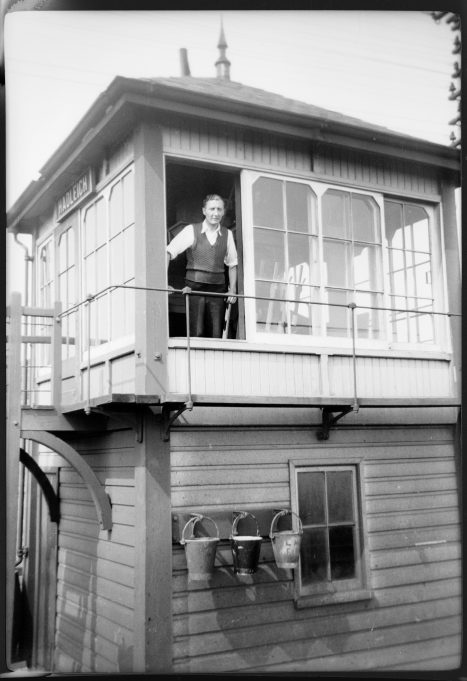 Hadleigh Signal Box - a solitary, Victorian outpost | Transport ...