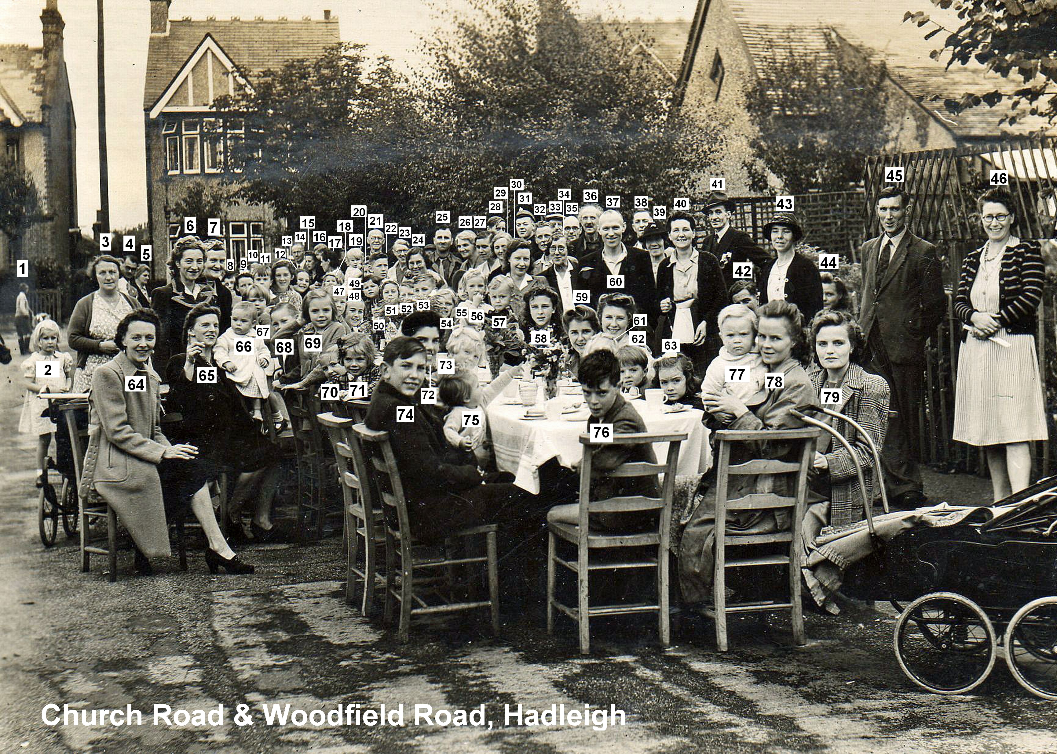 1945 VE Street Party at Church Road & Woodfield Road, Hadleigh | WW2 ...