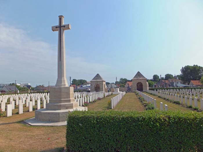 Thundersley Common Spitfire crash | WW2 and Victory Parties | Hadleigh ...